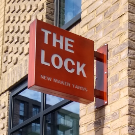 Illuminated Projecting Tray Signs | Design, Manufacture & Installation